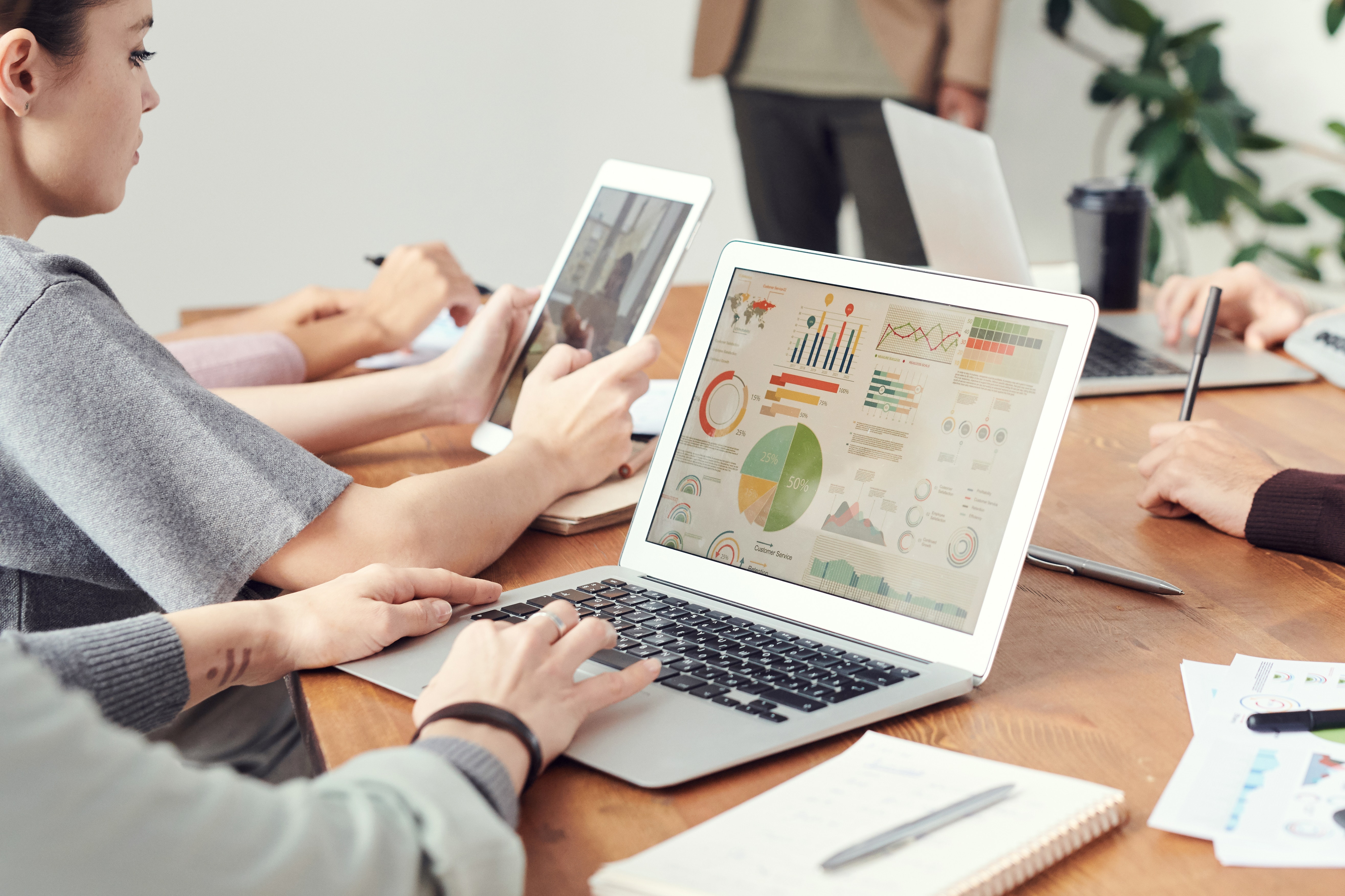 What is the difference between an ABN and ACN? | EasyCompanies